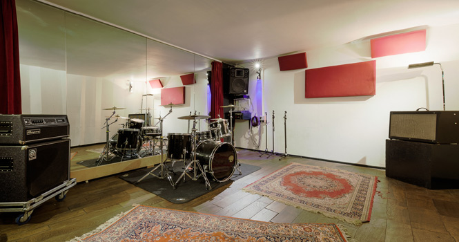 Bush Studio One, West London - AllStudios Recording Studio Directory