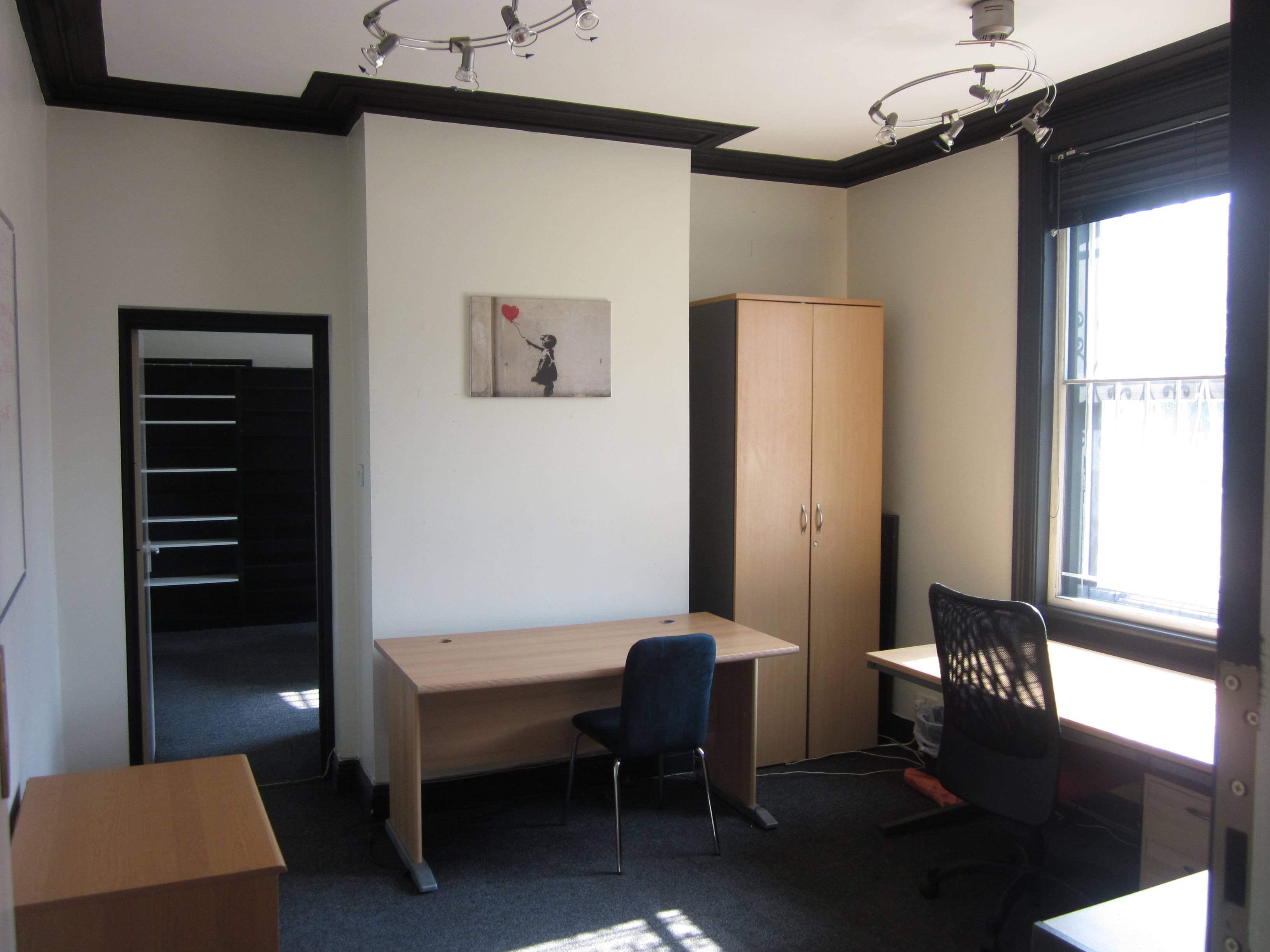 ADJOINING OFFICES TO RENT IN STUDIO BUILDING, LONDON W6 - AllStudios