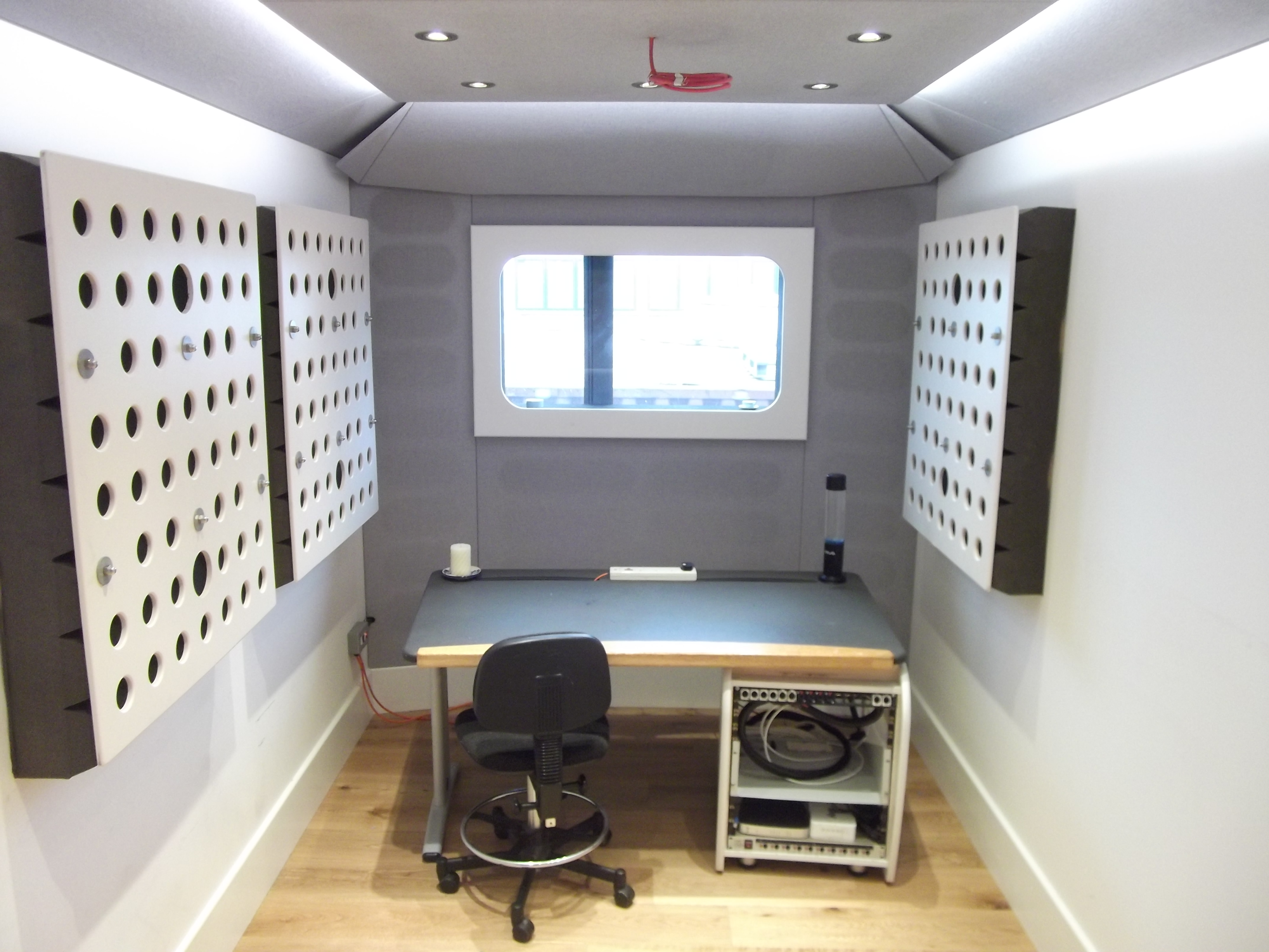 DRY HIRE PRODUCTION ROOM £750PCM - LONDON W3 - AllStudios
